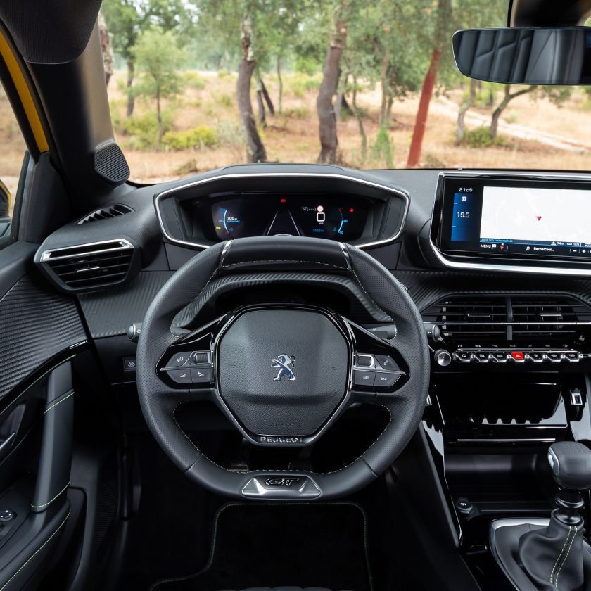 Un Peugeot i-Cockpit di nuova generazione – Motori.Net
